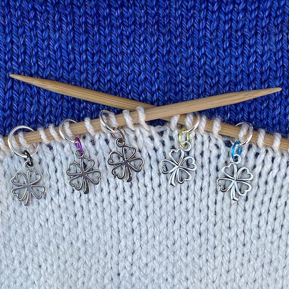 Four leaf clover stitch markers - Mille Rêves en Laine